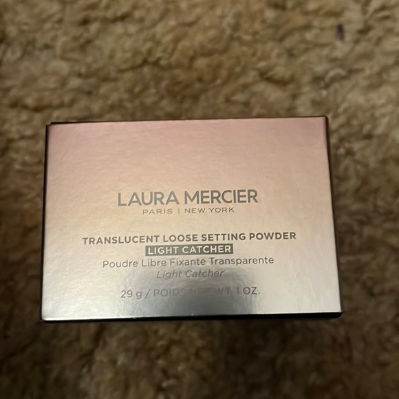 laura mercier | Makeup | Laura Mercier Setting Powder | Poshmark